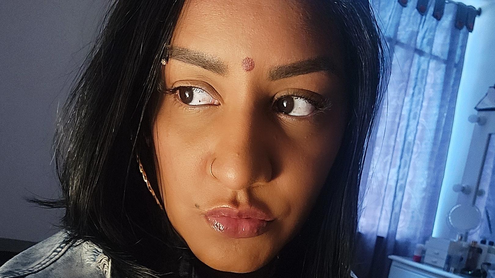 Nahirr - Ladies - 44 years old